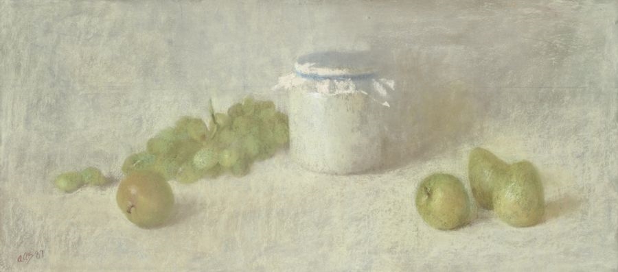 Aaron Shikler | Nature morte au raisin et plumes, 1987 | MutualArt