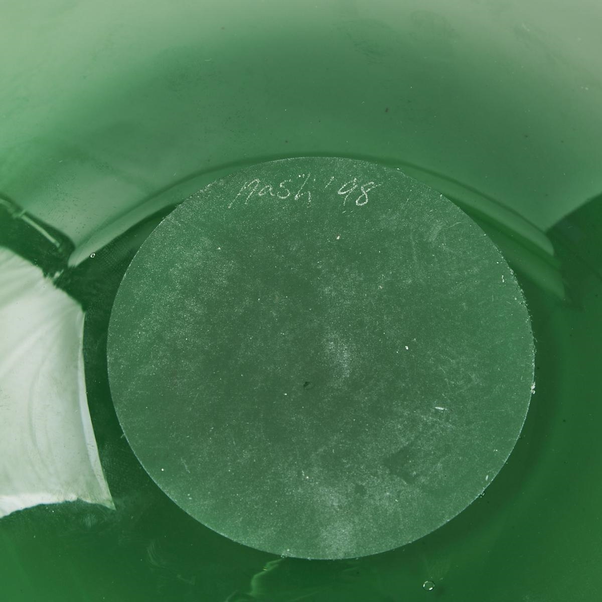 Garry Nash | A Garry Nash Green Art Glass Bowl with a Cobalt Blue Rim ...