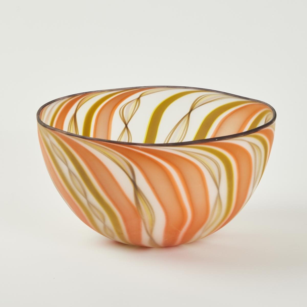 Garry Nash | A Large Garry Nash Frosted Glass Bowl (1) | MutualArt