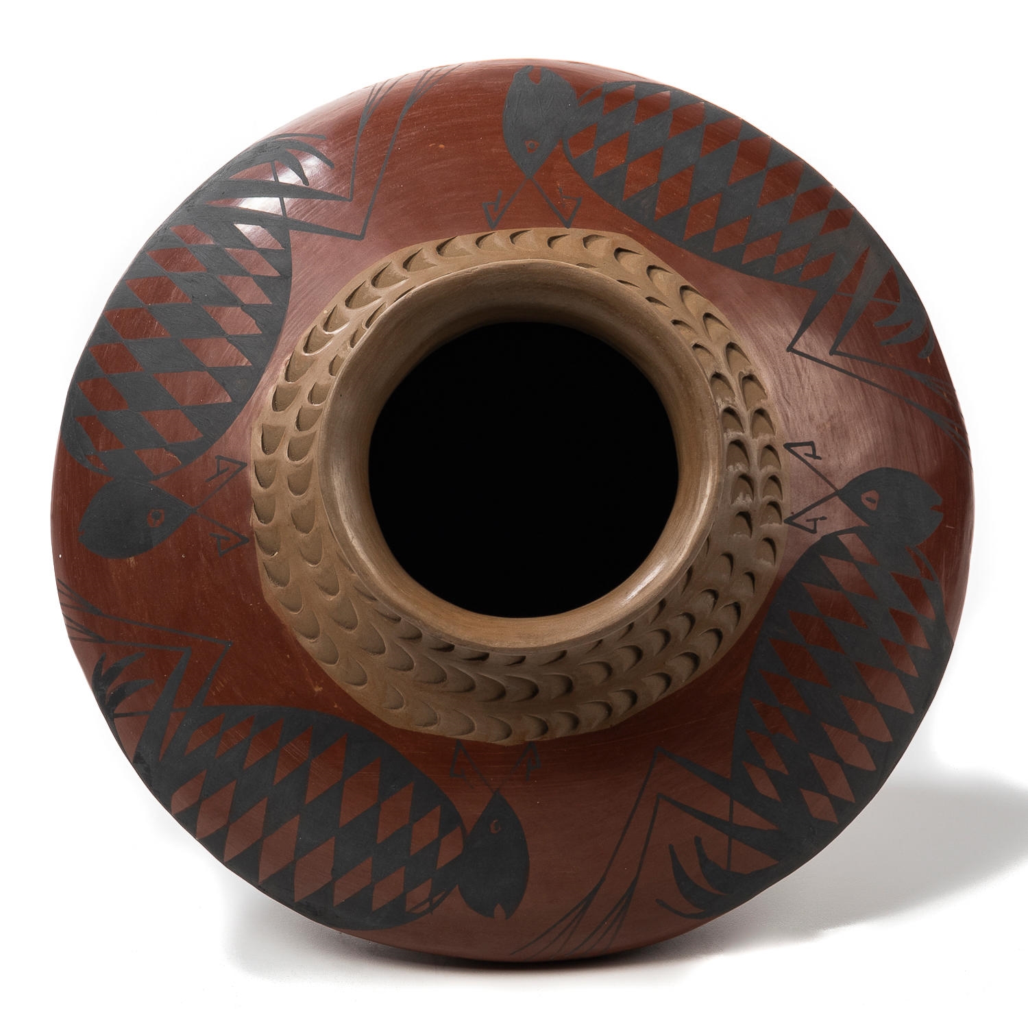 Mata Ortiz | A contemporary Mata Ortiz pottery jar | MutualArt