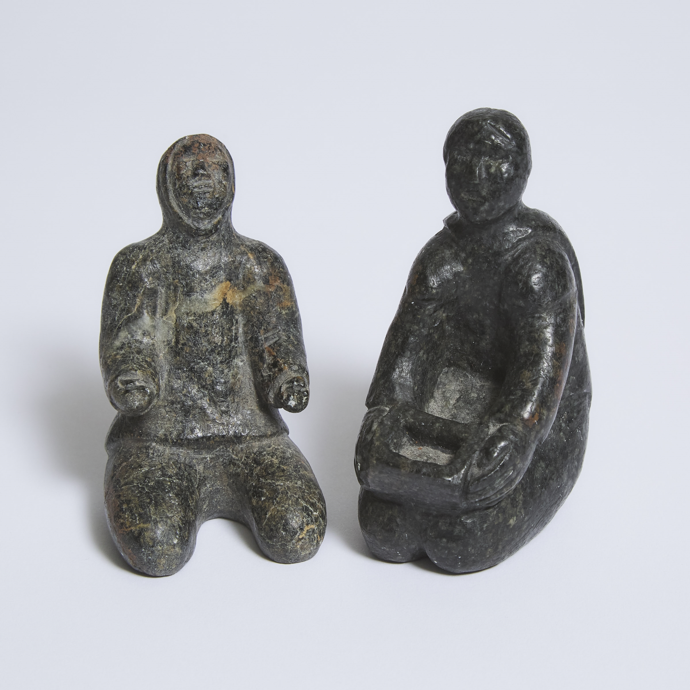 Nancy Pukingrnak Aupaluktuq | TWO KNEELING FIGURES, ONE WITH QUILLIQ ...