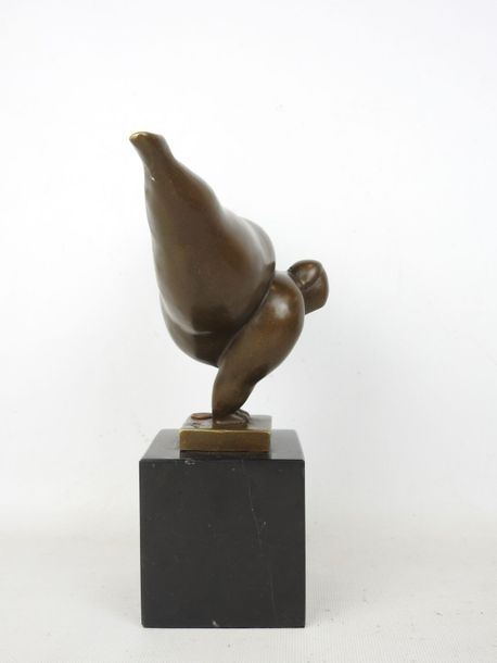 Miguel Fernando López (Milo) | MILO: Female acrobat | MutualArt