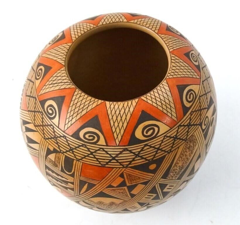Rondina Huma | Rondina Huma (b.1947 -Hopi Tewa) Pottery | MutualArt