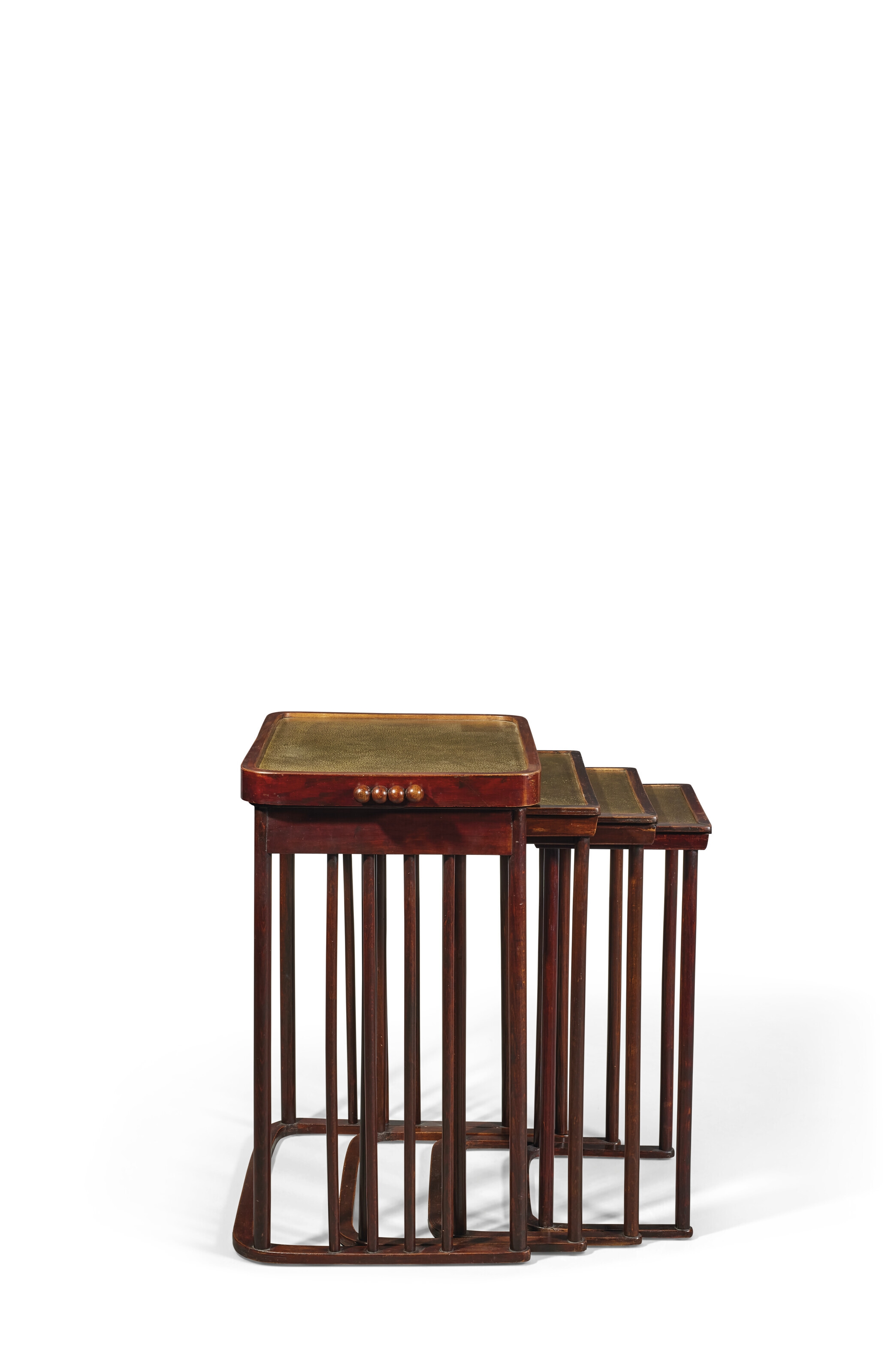 Josef Hoffmann | Ensemble de quatre tables gigognes 'N. 986' | MutualArt
