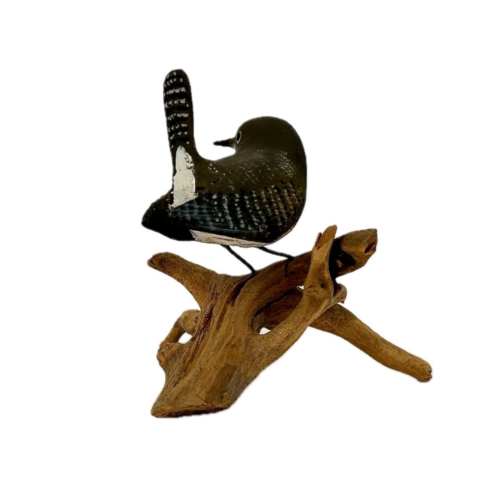 Peter Peltz | PETER PELTZ WREN CARVING | MutualArt