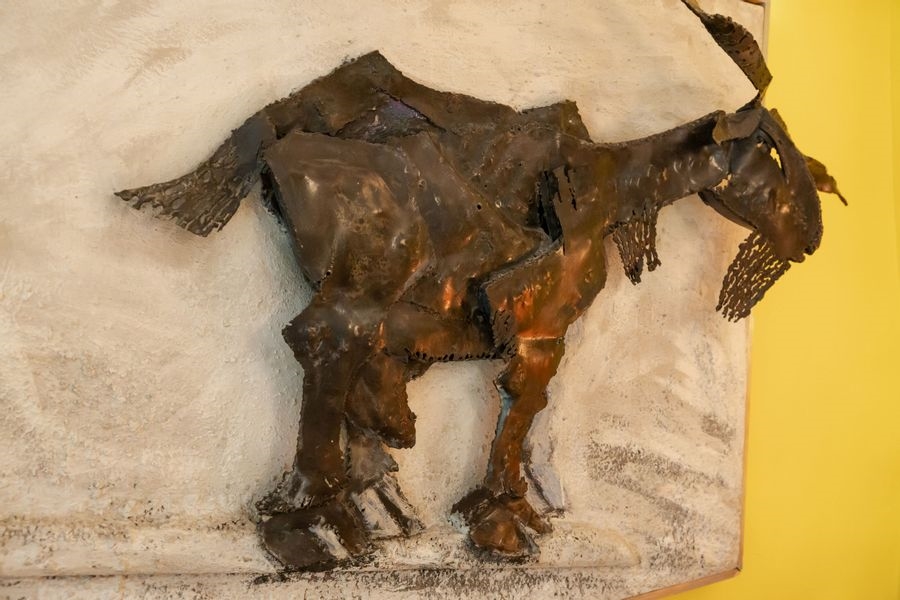 Rene Brochard | La chèvre de Tépoztlan | MutualArt