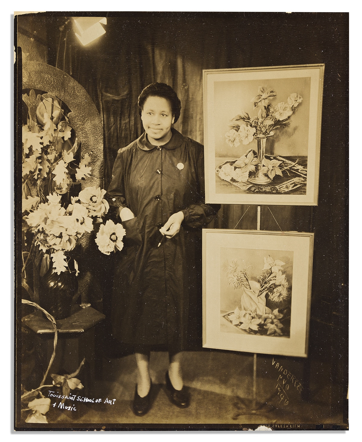 James van der Zee | Portrait of his sister Jennie at her Toussaint ...