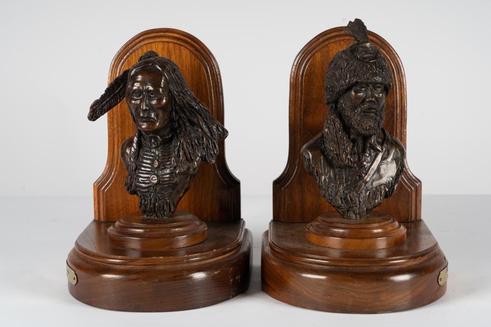 Gerry Metz | Gerry Michael Metz (1943-2018): Two Bookends | MutualArt