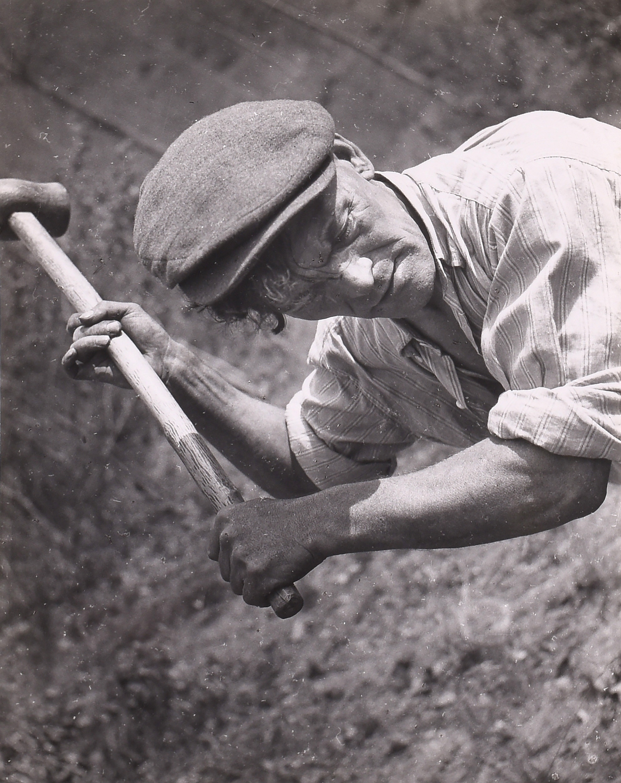 Jan Beran | Kamenolom, 1943 (1943) | MutualArt