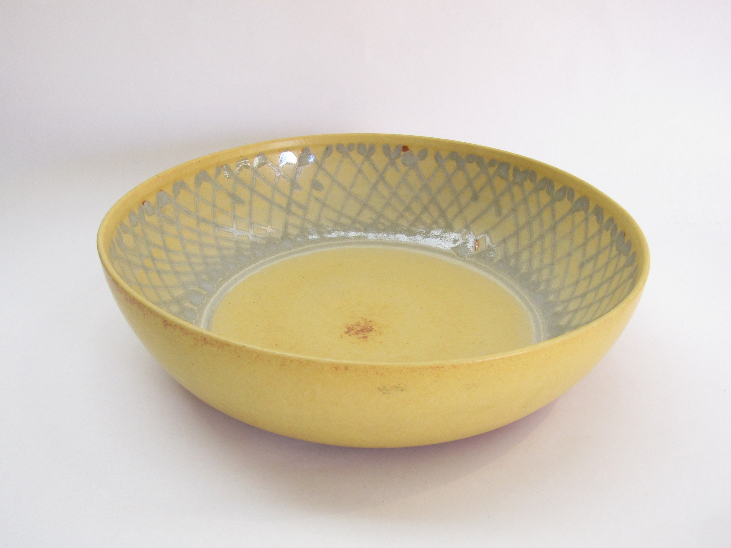 David Lloyd Jones | Studio pottery bowl | MutualArt