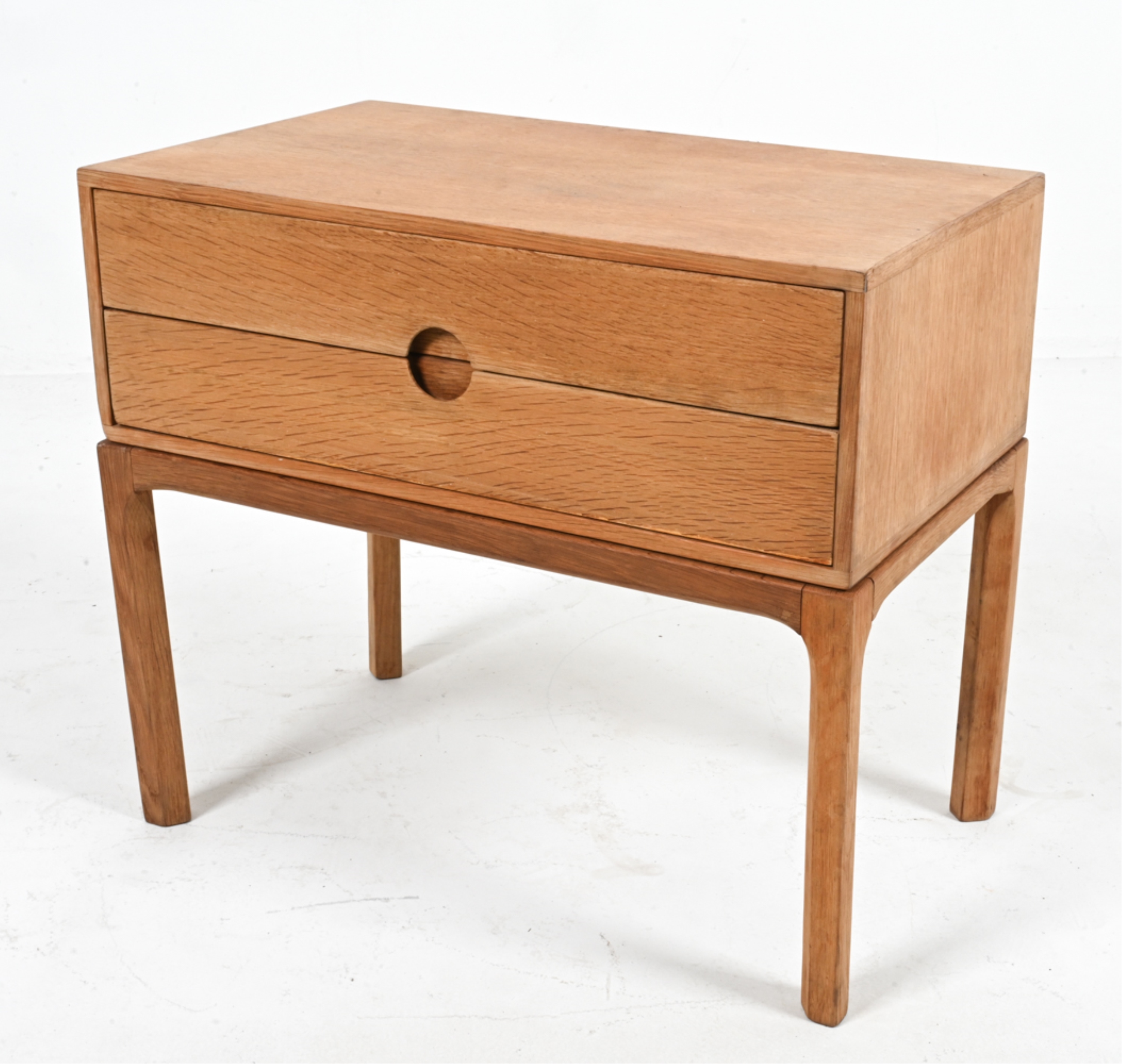 Aksel Kjersgaard | AKSEL KJERSGAARD FOR ODDER NO. 384 OAK CHEST (Circa 1960s) | MutualArt