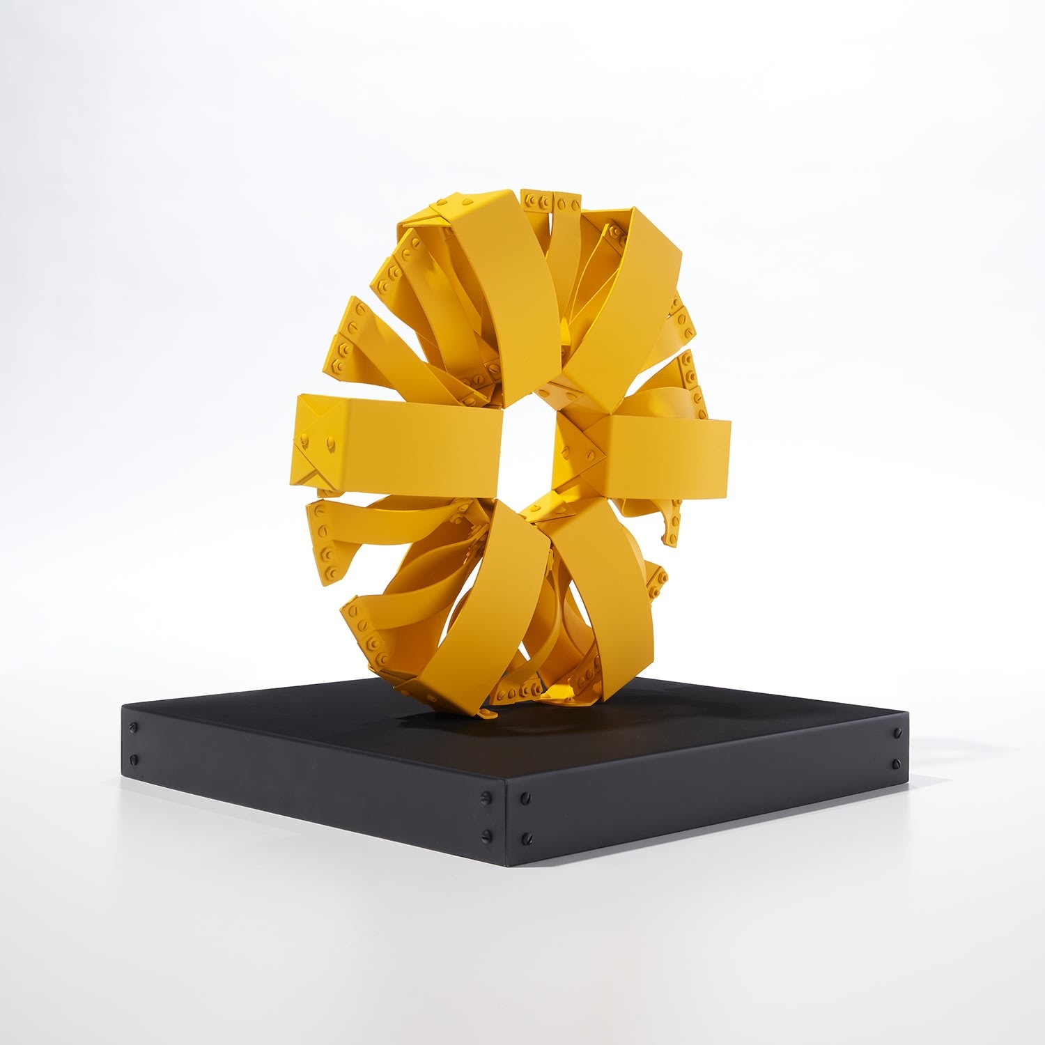 Edgar Negret | Estrella (1994) | MutualArt