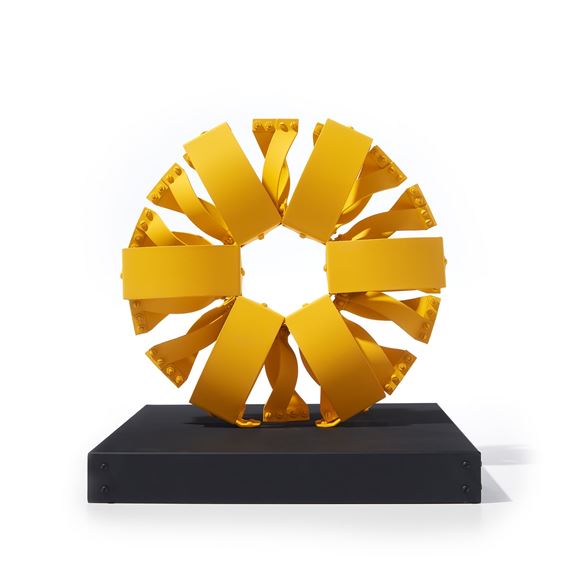 Edgar Negret | Estrella (1994) | MutualArt