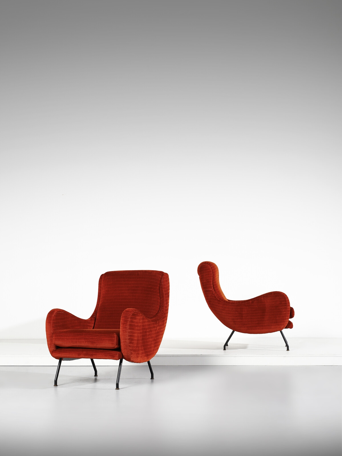 Augusto Bozzi | Pair of TV armchairs for Saporiti, Italy (1959) | MutualArt