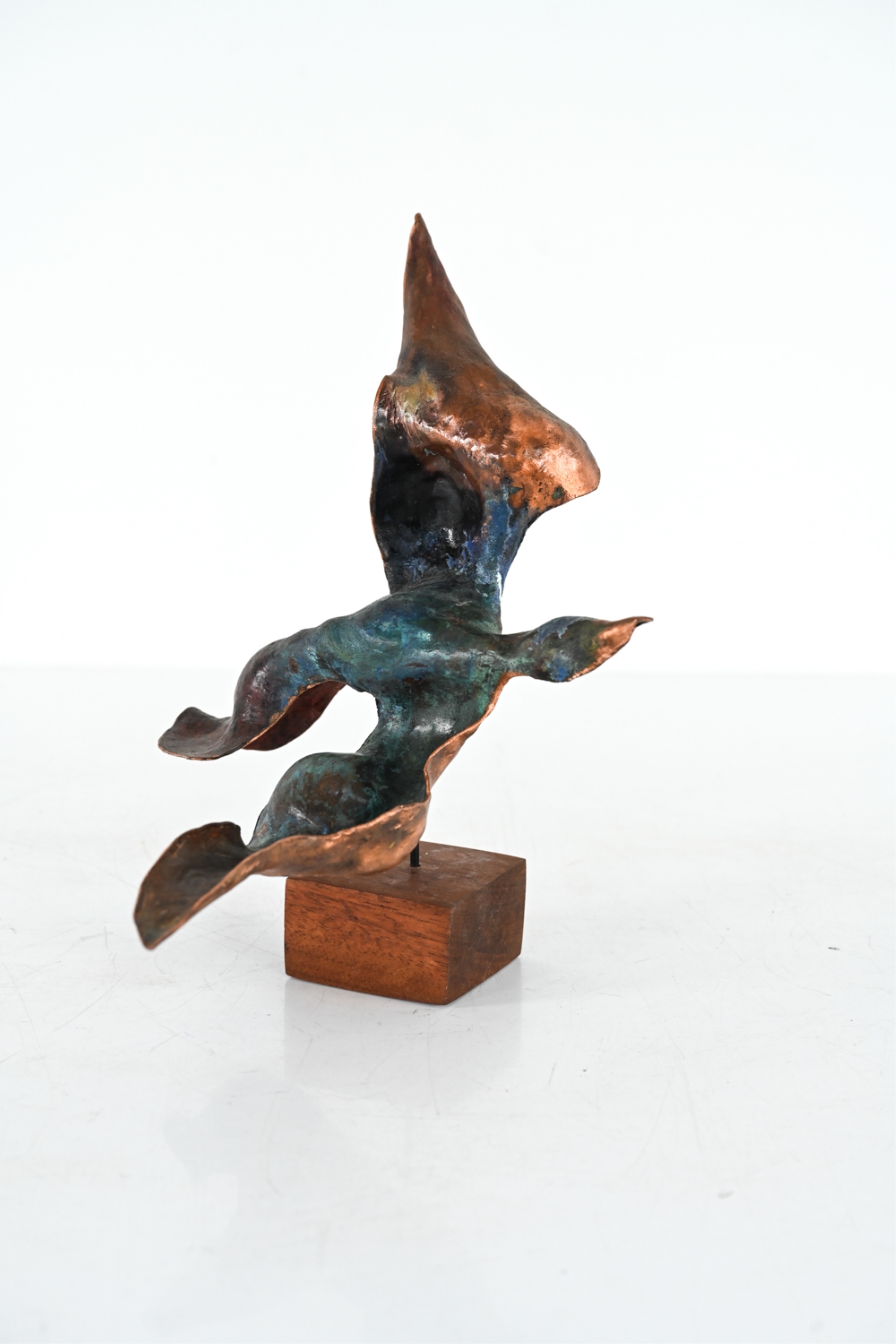 David Burt | DAVID BURT PATINATED COPPER BIRD SCULPTURE | MutualArt