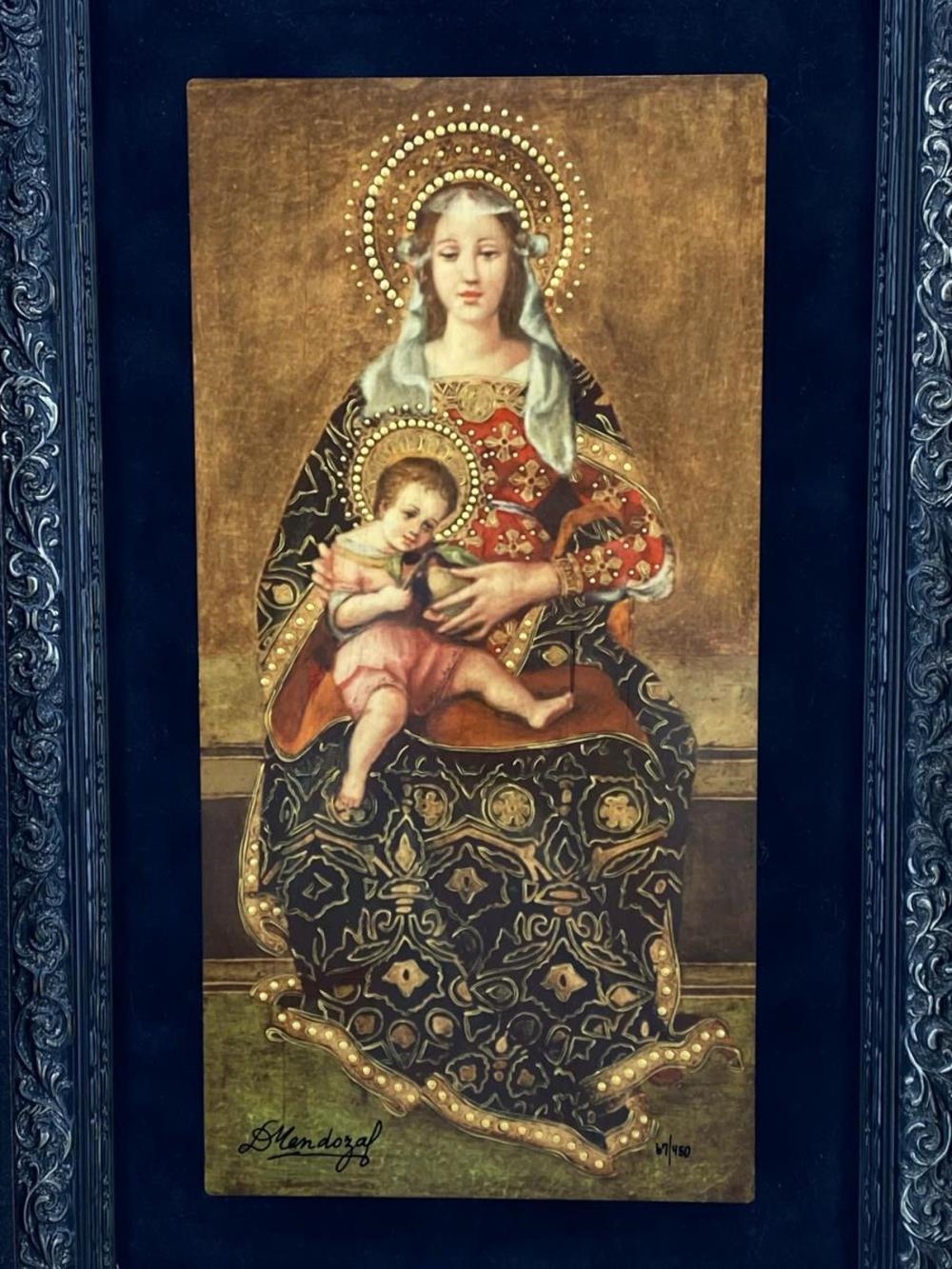 Diana Mendoza | Madonna de laUrna | MutualArt