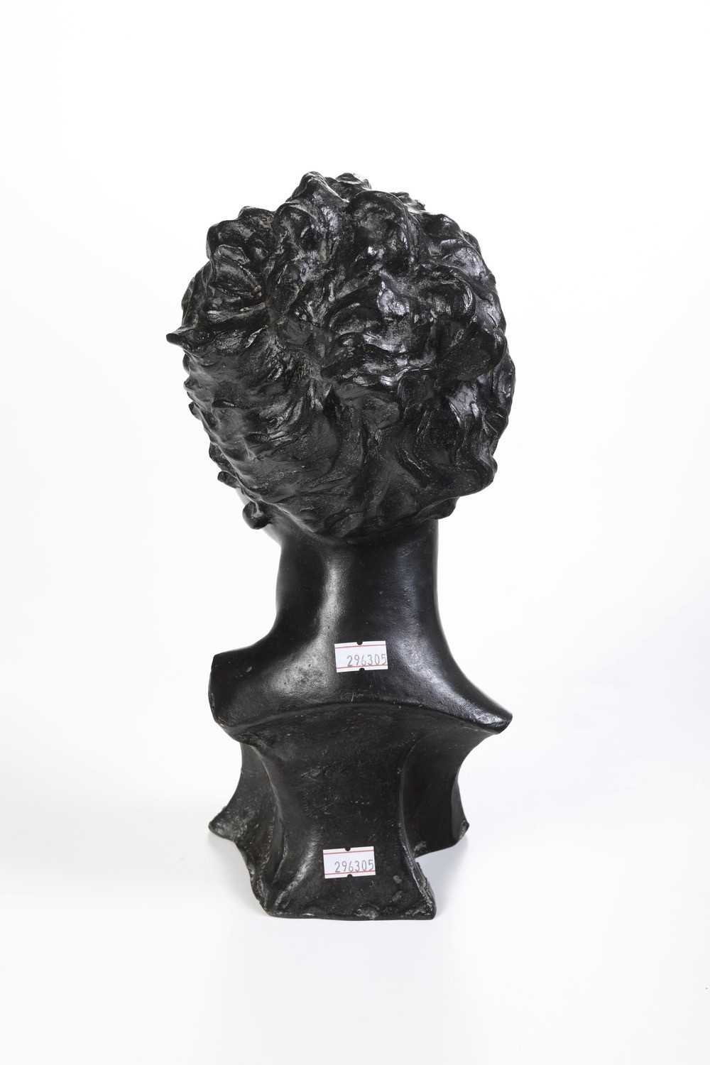 Edgardo Simone | Busto femminile | MutualArt