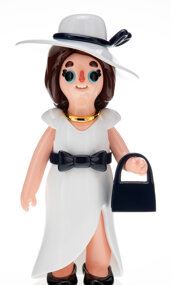 César Piette | Modern Lady (2020) | MutualArt