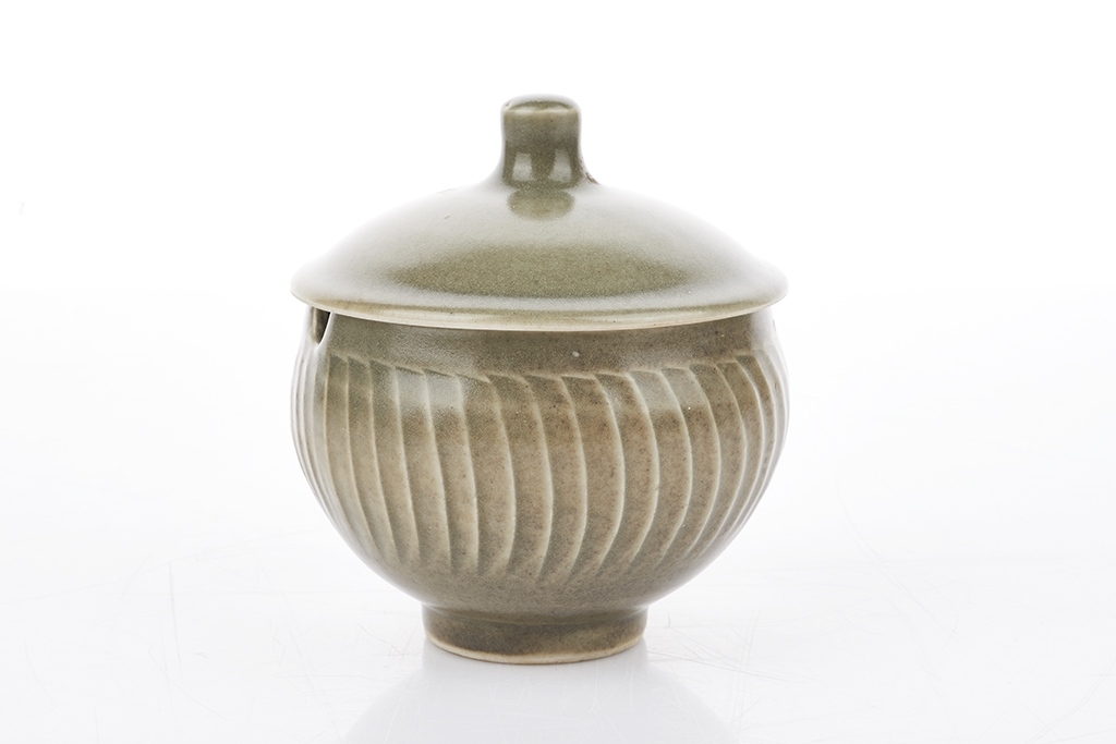 David Leach | Lidded Sugar Bowl | MutualArt