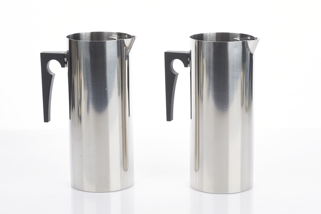 Arne Jacobsen | Pair of Cylinda-Line Jugs | MutualArt