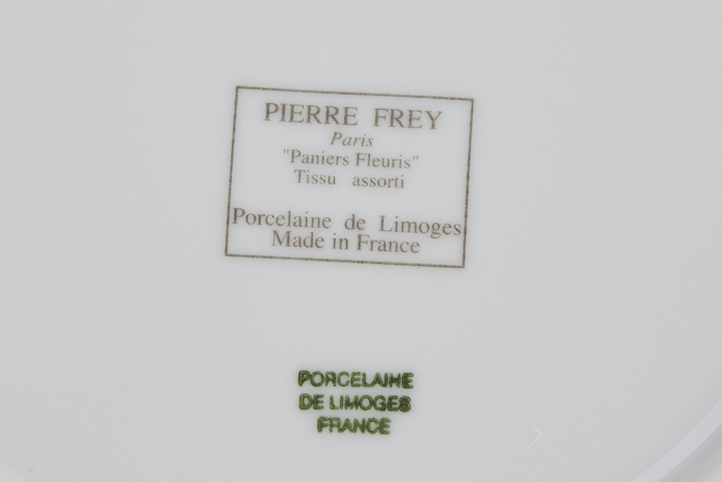 Pierre Frey | Collection of Dinnerware | MutualArt