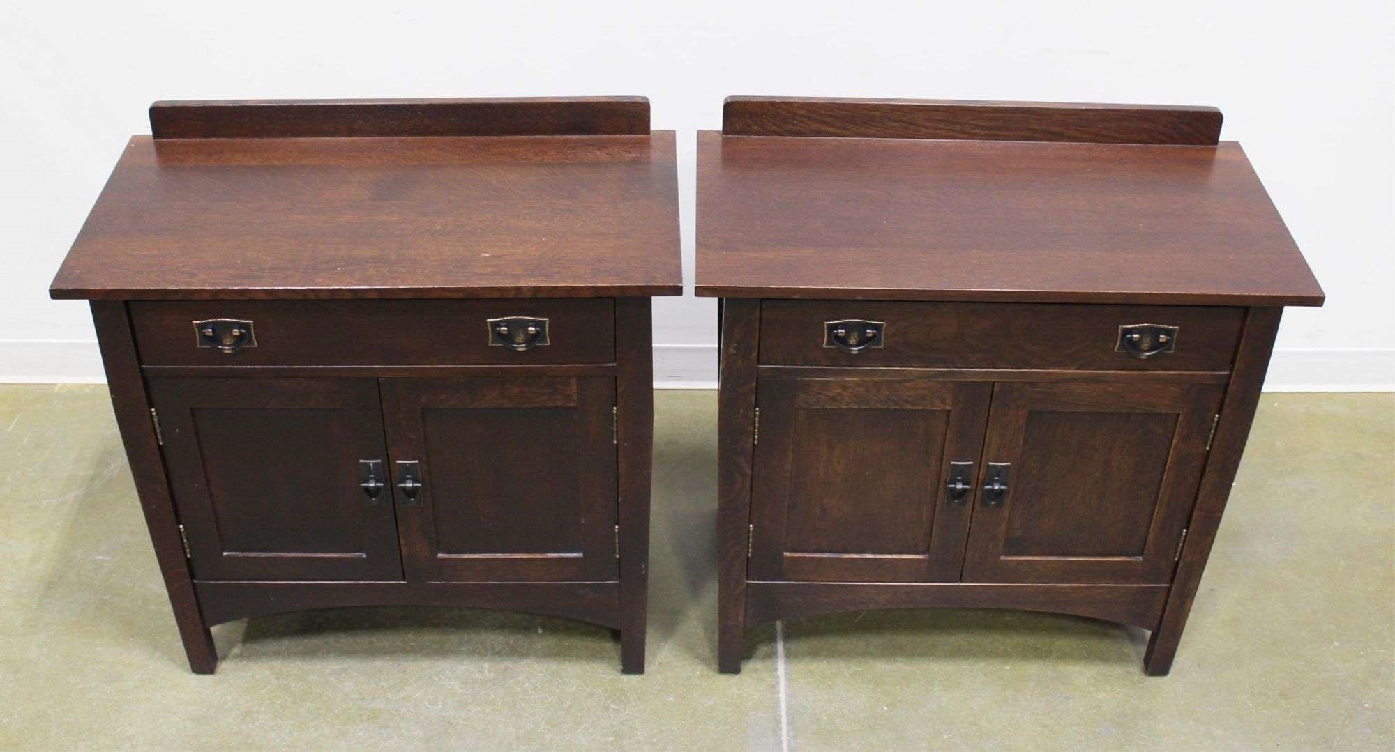 Harvey Ellis | STICKLEY NIGHT TABLE PAIR | MutualArt