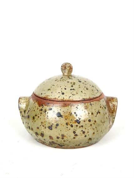 Guy Schneider | Covered box in glazed and brown enameled stoneware | MutualArt