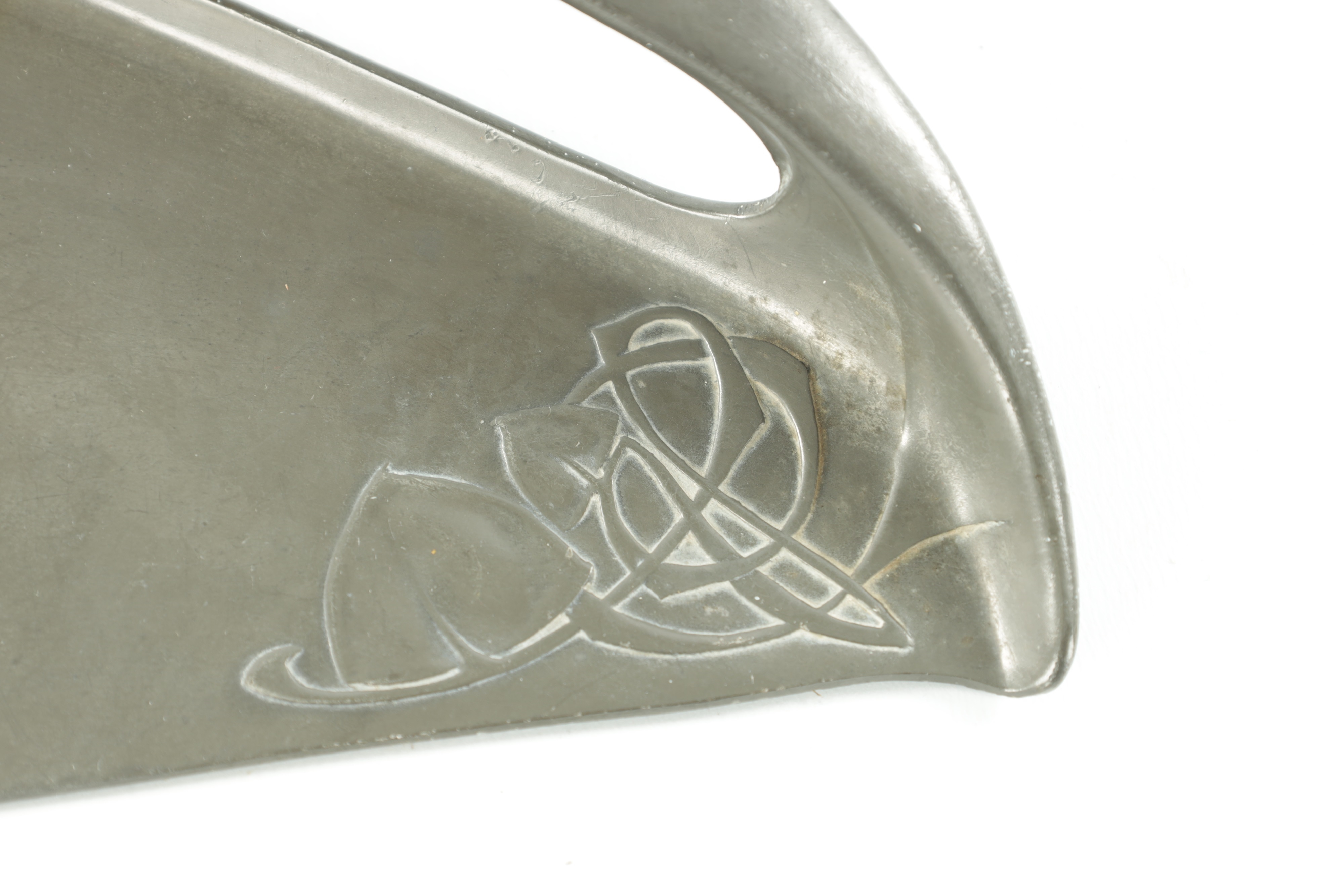 Archibald Knox | A LATE 19TH CENTURY PEWTER ARCHIBALD KNOX CRUMB TRAY (Late 19th Century ...