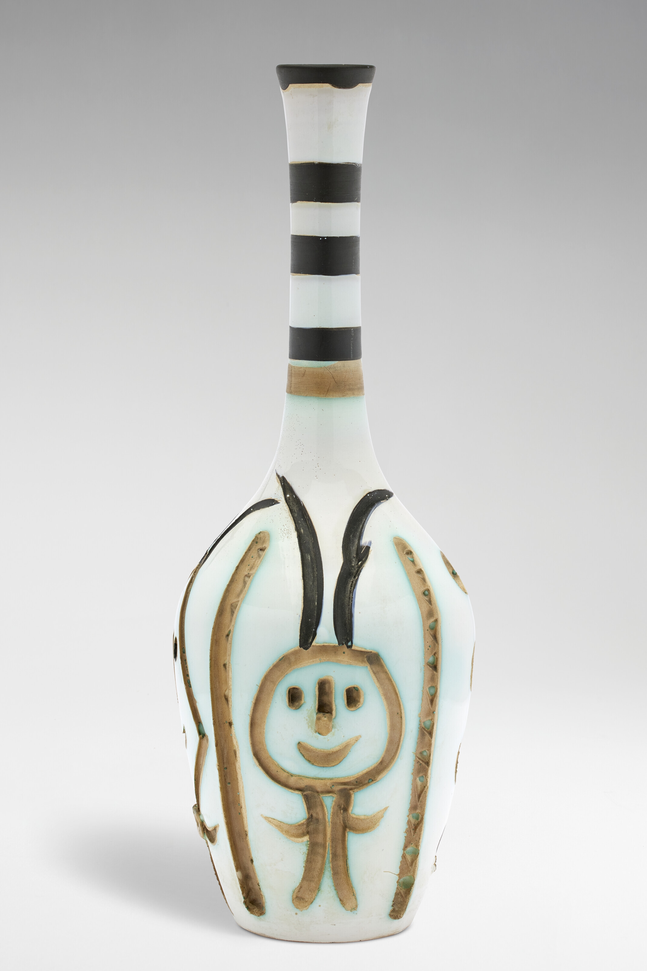 Pablo Picasso | Bouteille gravée (A.R. 249 | MutualArt