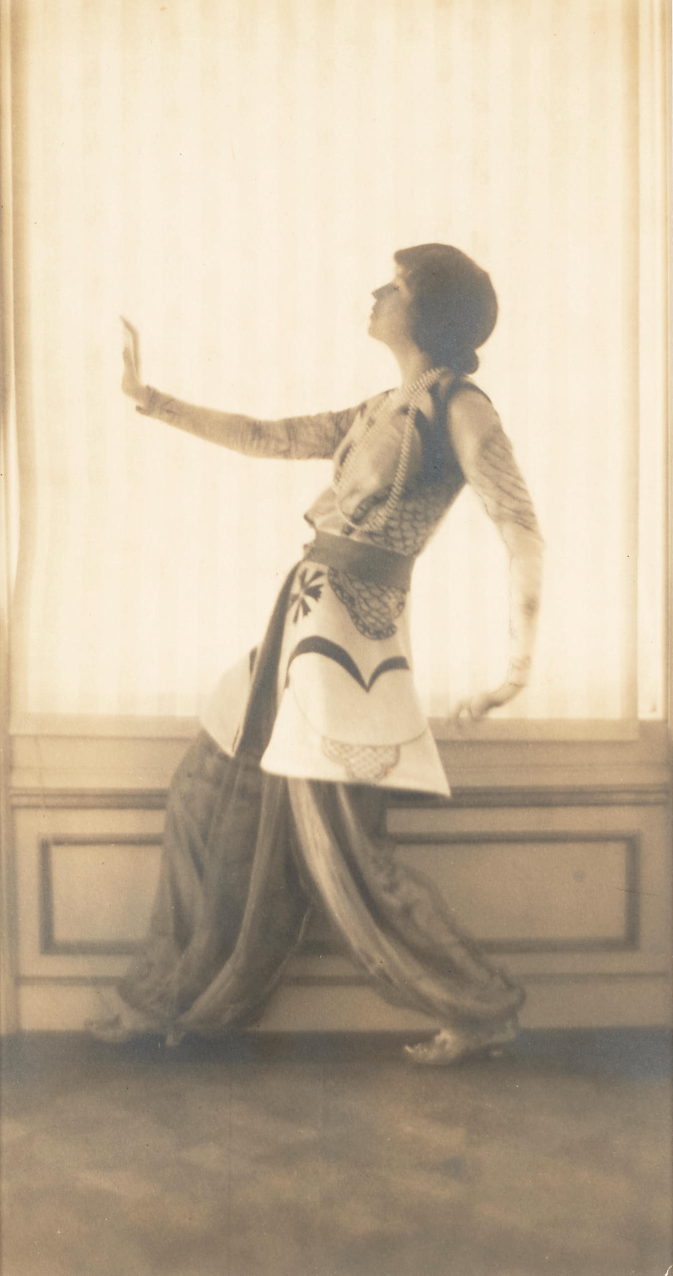 Adolf Meyer | Gertrude Vanderbilt Whitney (Circa 1914) | MutualArt