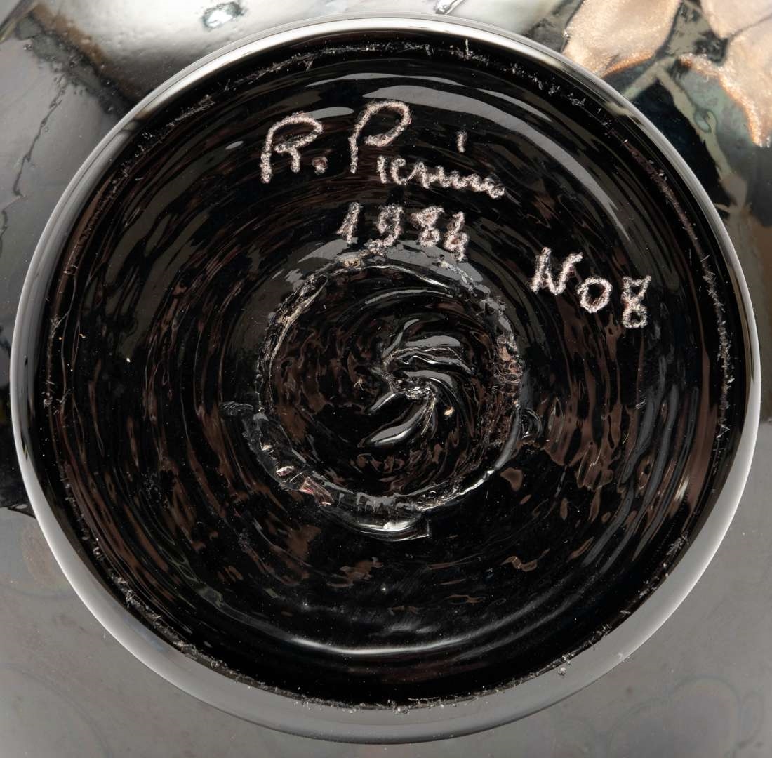 Robert Pierini | Robert Pierini (1950), een glazen vaas (1984) | MutualArt