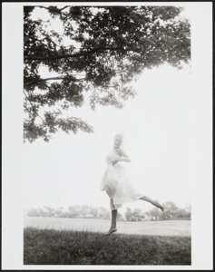 Sam Shaw | Marilyn Monroe in Roxbury, Connecticut (1957) | MutualArt