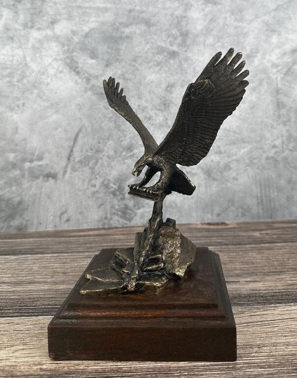 Wally Shoop | Wally Shoop Dead Aim Eagle Bronze | MutualArt