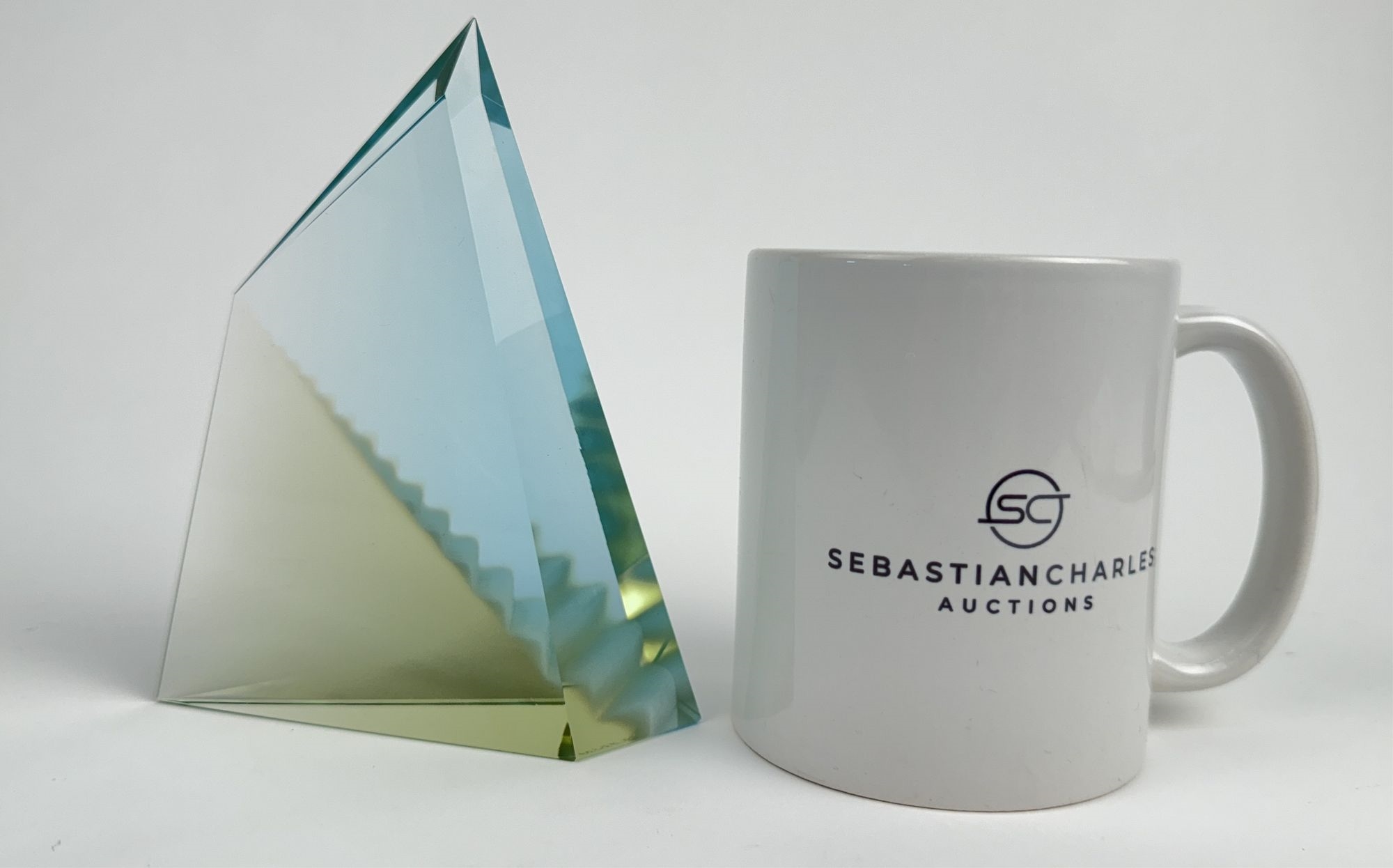 Mark Peiser | Mark Peiser Art Glass Pyramid | MutualArt