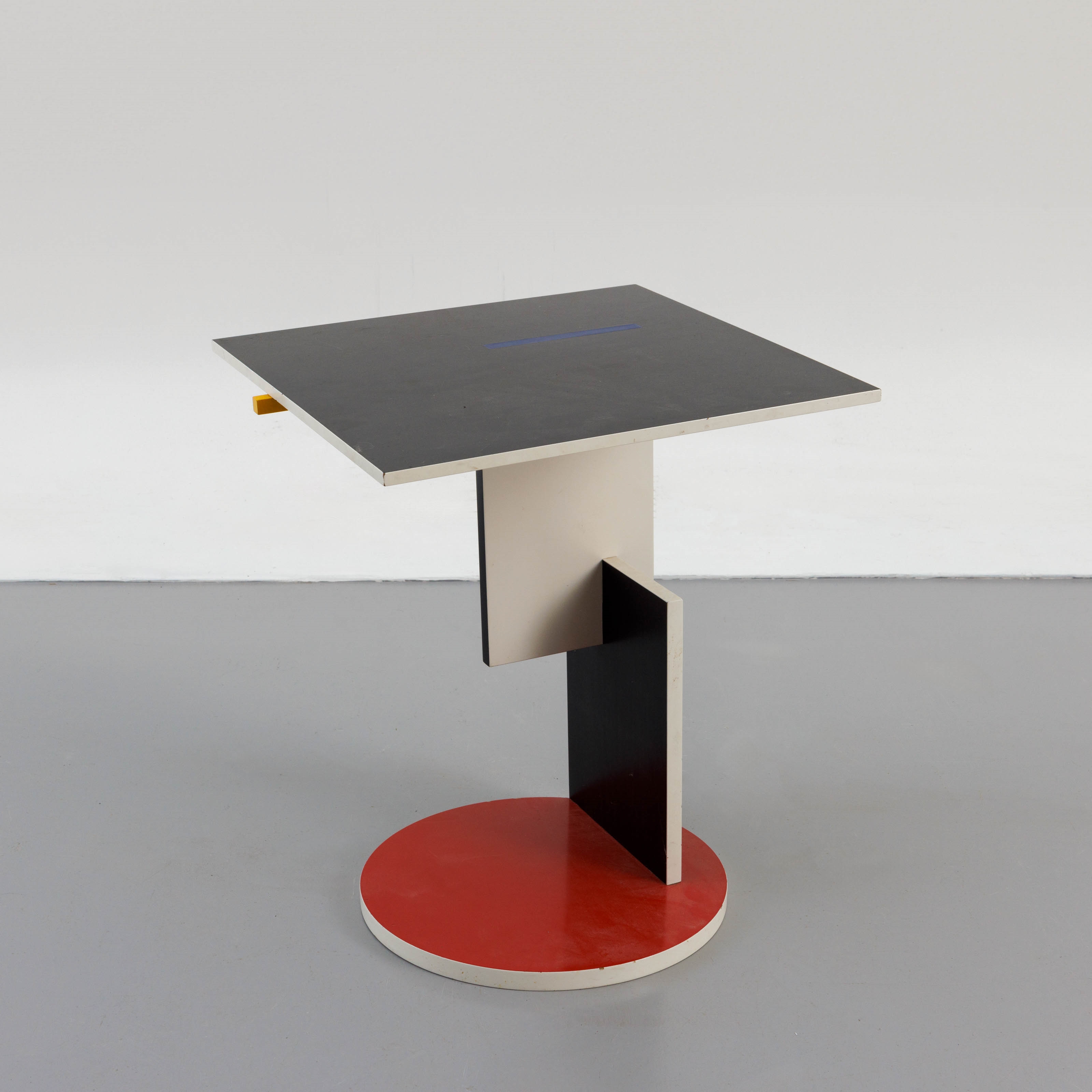 Gerrit Rietveld | GERRIT THOMAS RIETVELD (1888-1964) / CASSINA (1923 ...