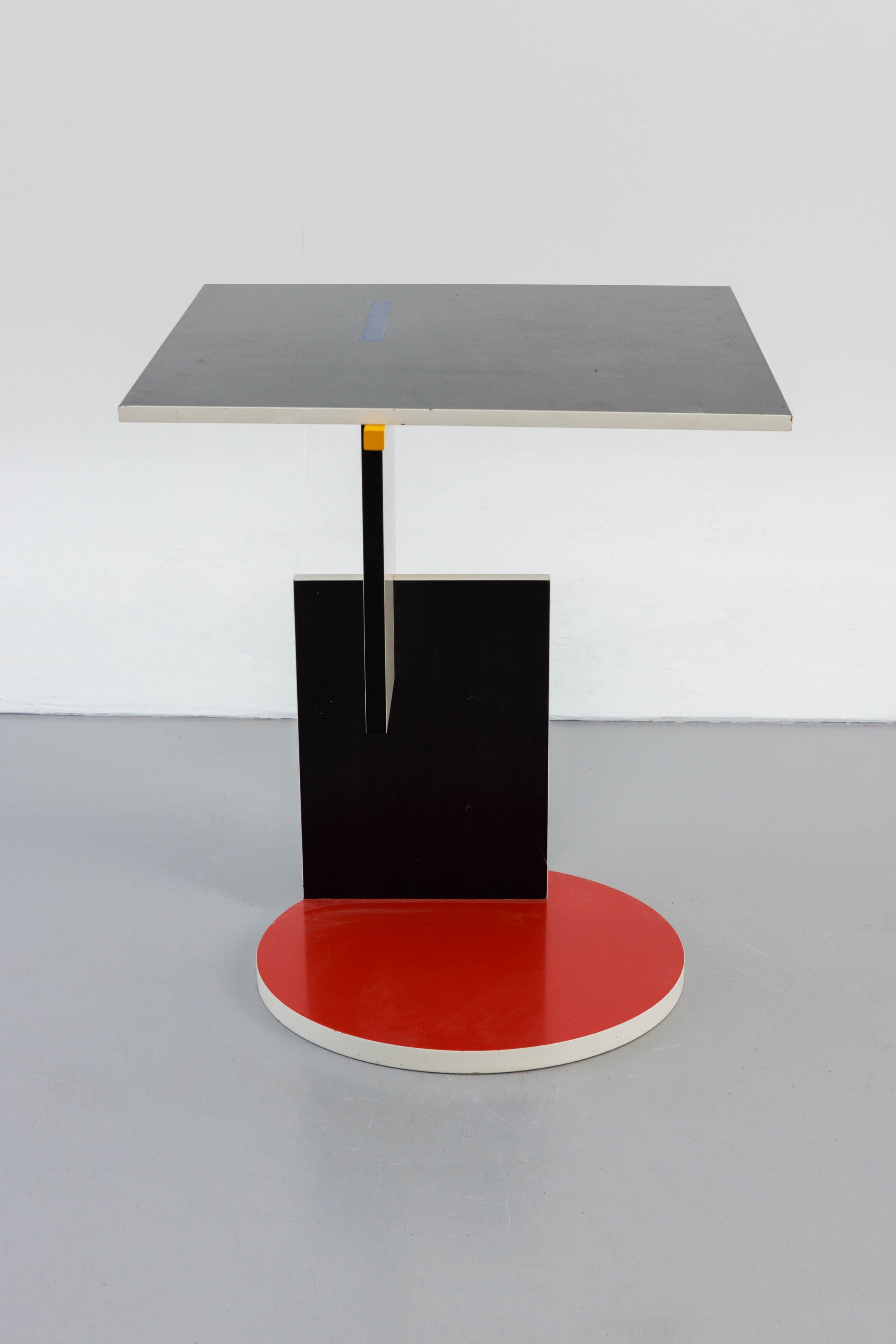 Gerrit Rietveld | GERRIT THOMAS RIETVELD (1888-1964) / CASSINA (1923 ...