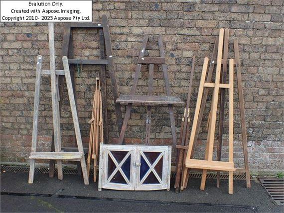 Group of Seven | A GROUP OF SEVEN VINTAGE ARTISTS EASELS | MutualArt
