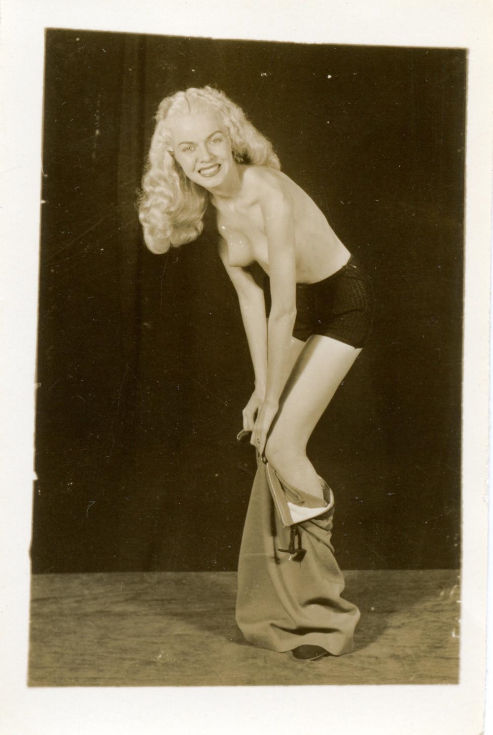 Bunny Yeager Vintage 1920s To 1940 S Pin Up Photo Archives Bunny