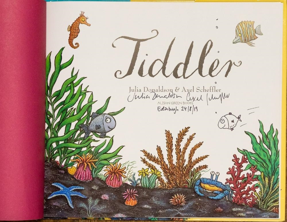 Axel Scheffler | Julia & SCHEFFLER, Axel (Illus (2007) | MutualArt