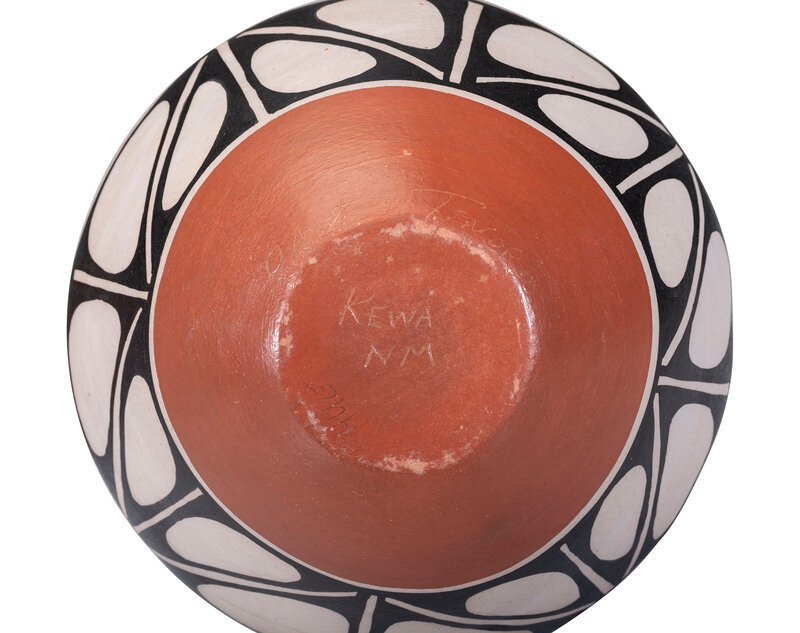 Robert Tenorio | Robert Tenorio (Kewa, b. 1950) Polychrome Pottery ...
