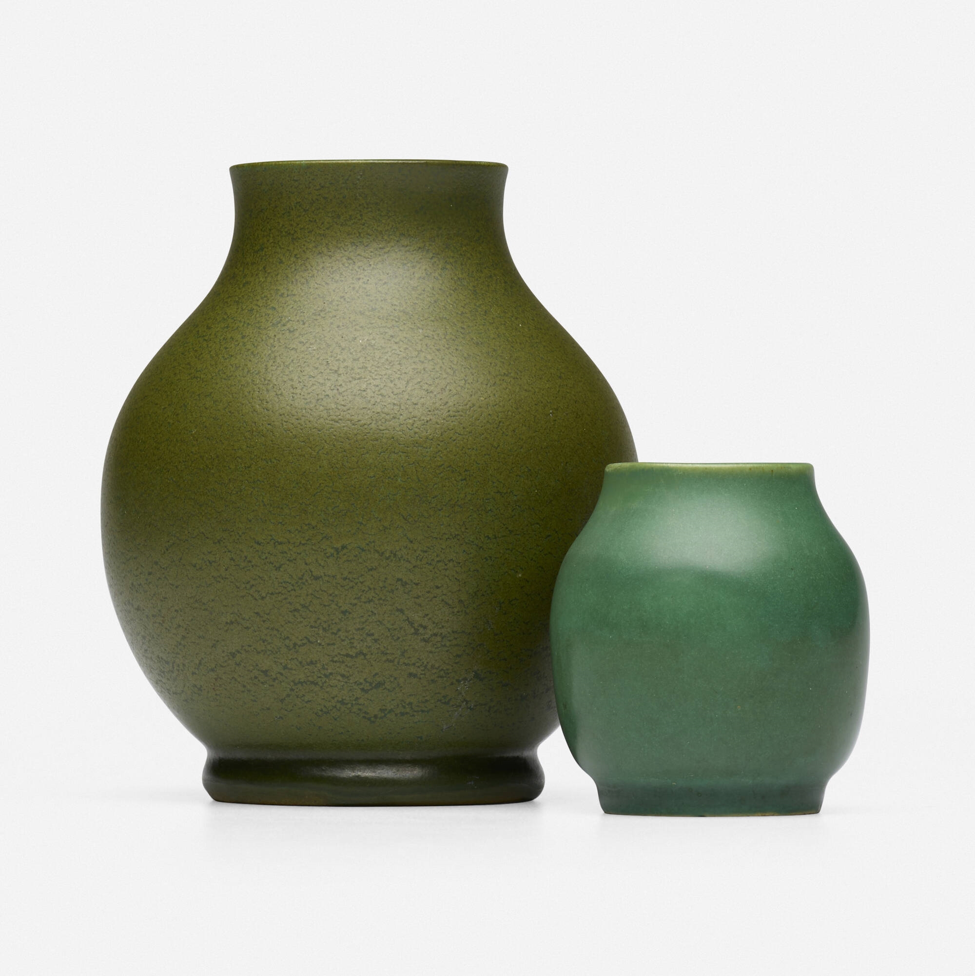 Fred Robertson | Vases, set of two (1908) | MutualArt