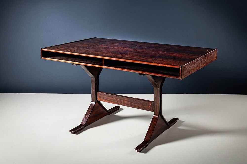Gianfranco Frattini | A ROSEWOOD MODEL 530 DESK | MutualArt