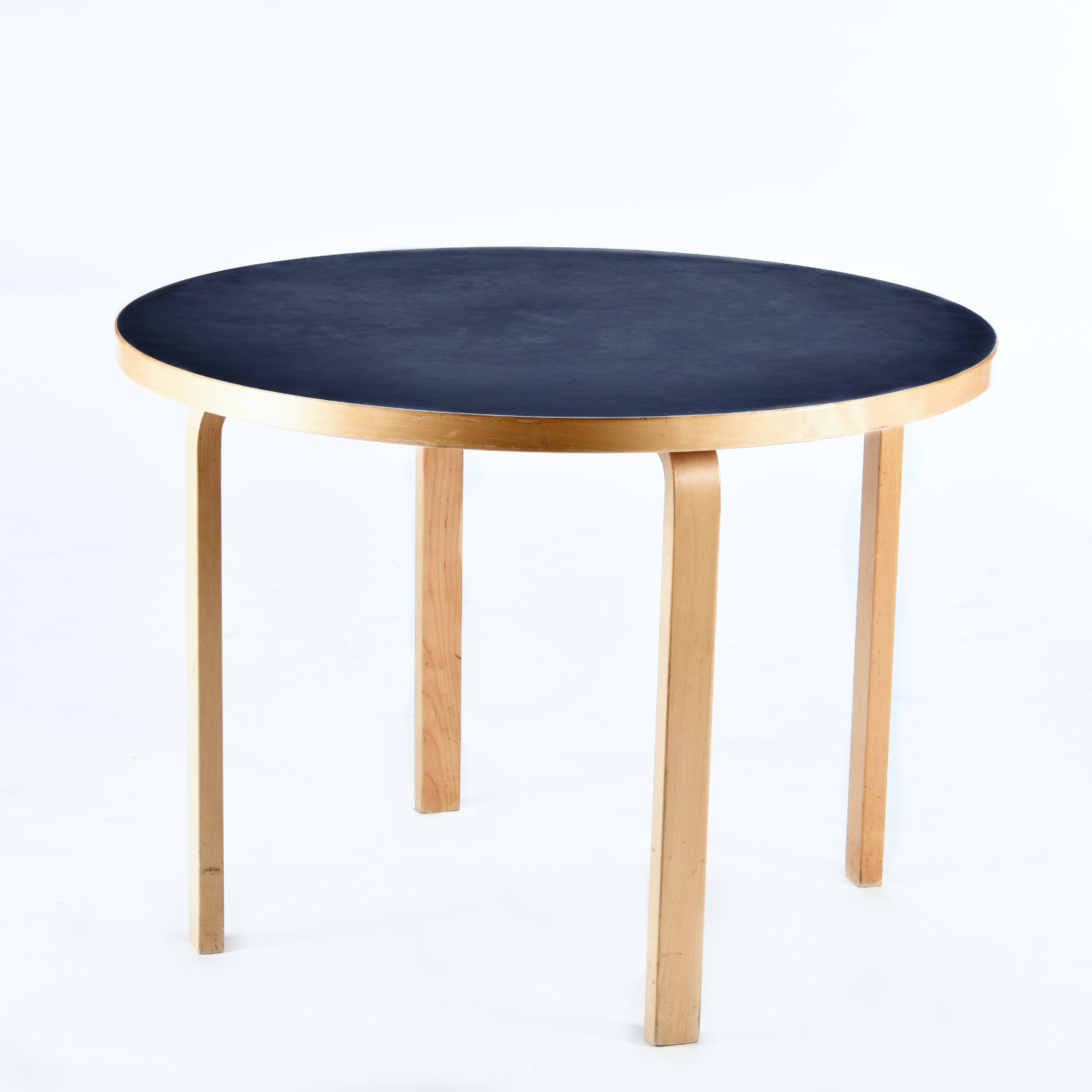 Alvar Aalto | 347 Alvar Aalto Matbord 90A Artek Finland 1900-tal (20th Century) | MutualArt