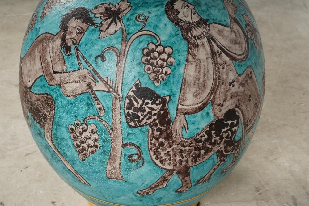 Francesco Raimondi | Francesco Raimondi Pottery Jar | MutualArt