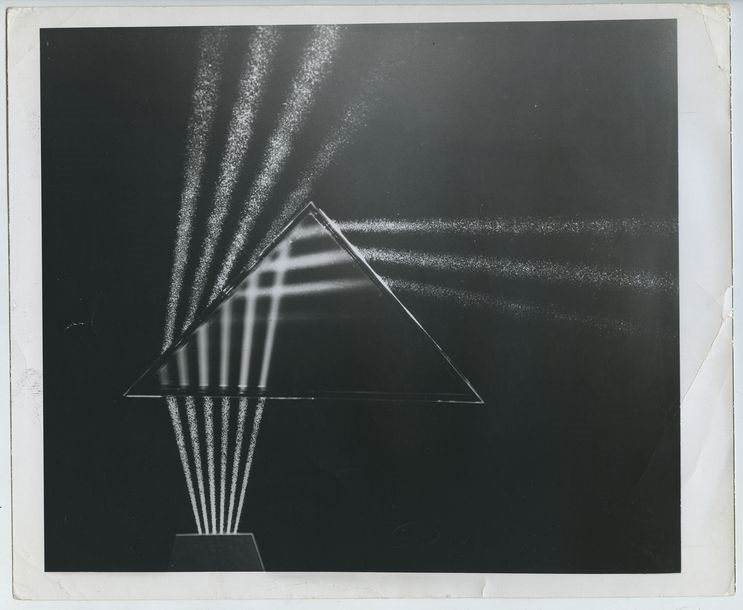 Berenice Abbott | Light Ttrough prism from the Scientific photographs ...