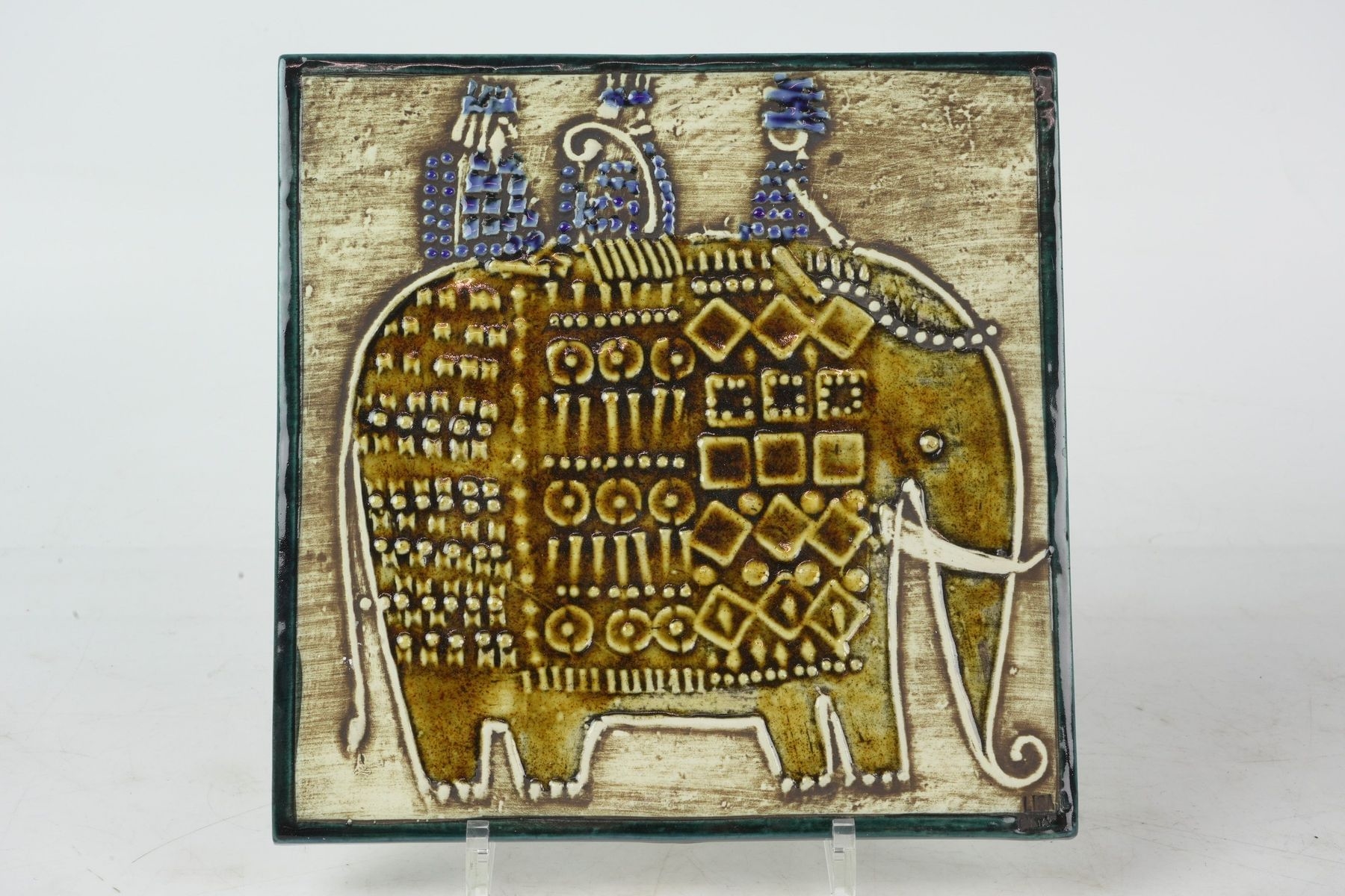 Lisa Larson | Elefant | MutualArt