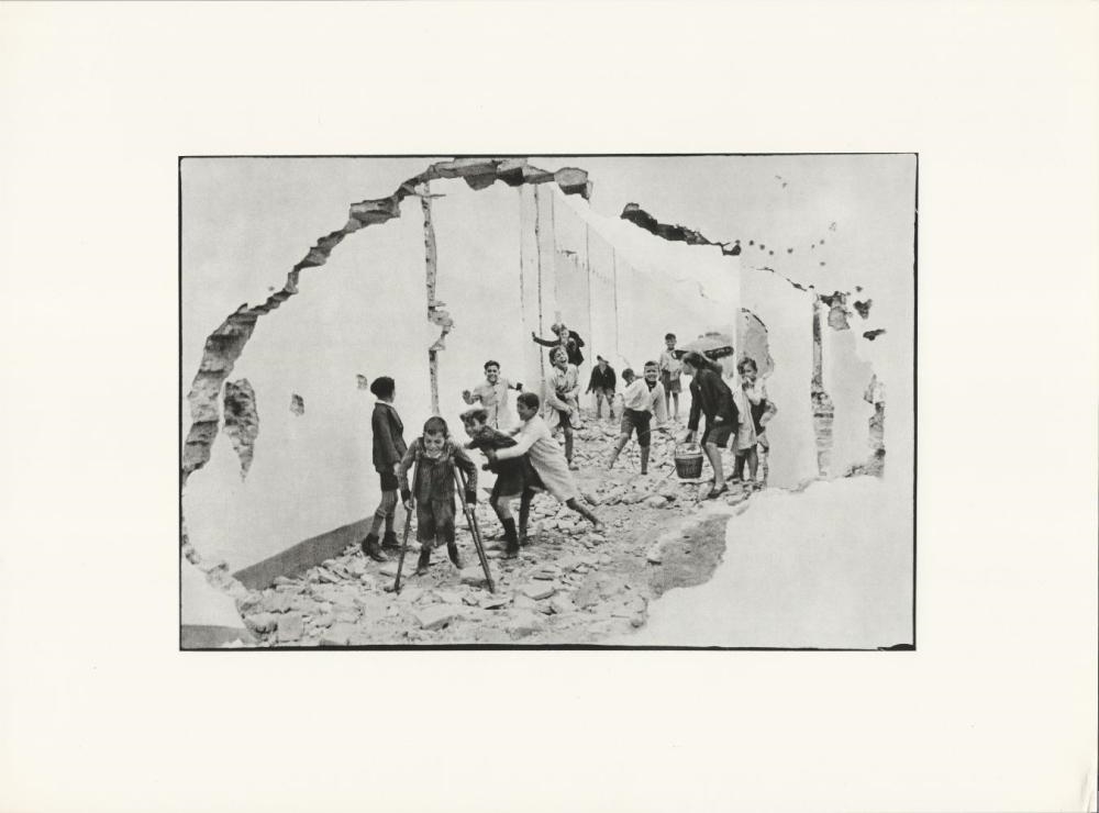 Henri Cartier-Bresson | Henri Cartier-Bresson - Seville, Spain, 1933 ...