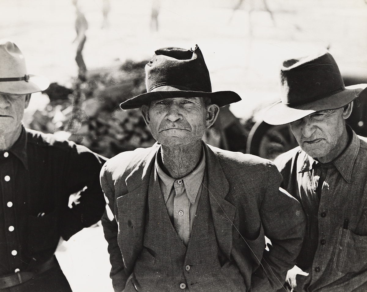 Dorothea Lange | WHITE ANGEL BREADLINE, SAN FRANCISCO (1933) | MutualArt