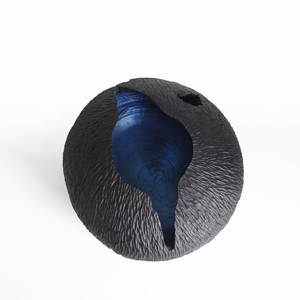 Emmet Kane | Feathered Form', Large Enclosed Vessel, 2020 | MutualArt