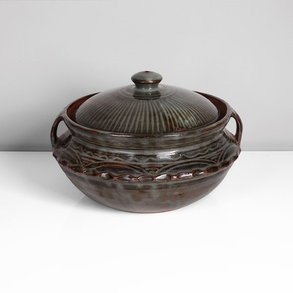 Michael Cardew | LARGE BOWL WITH BRUSHED DECORATION | MutualArt